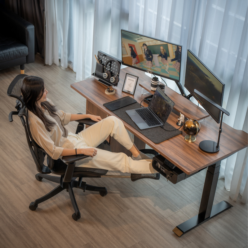 How to Shop for Office Furniture for Small Workspaces